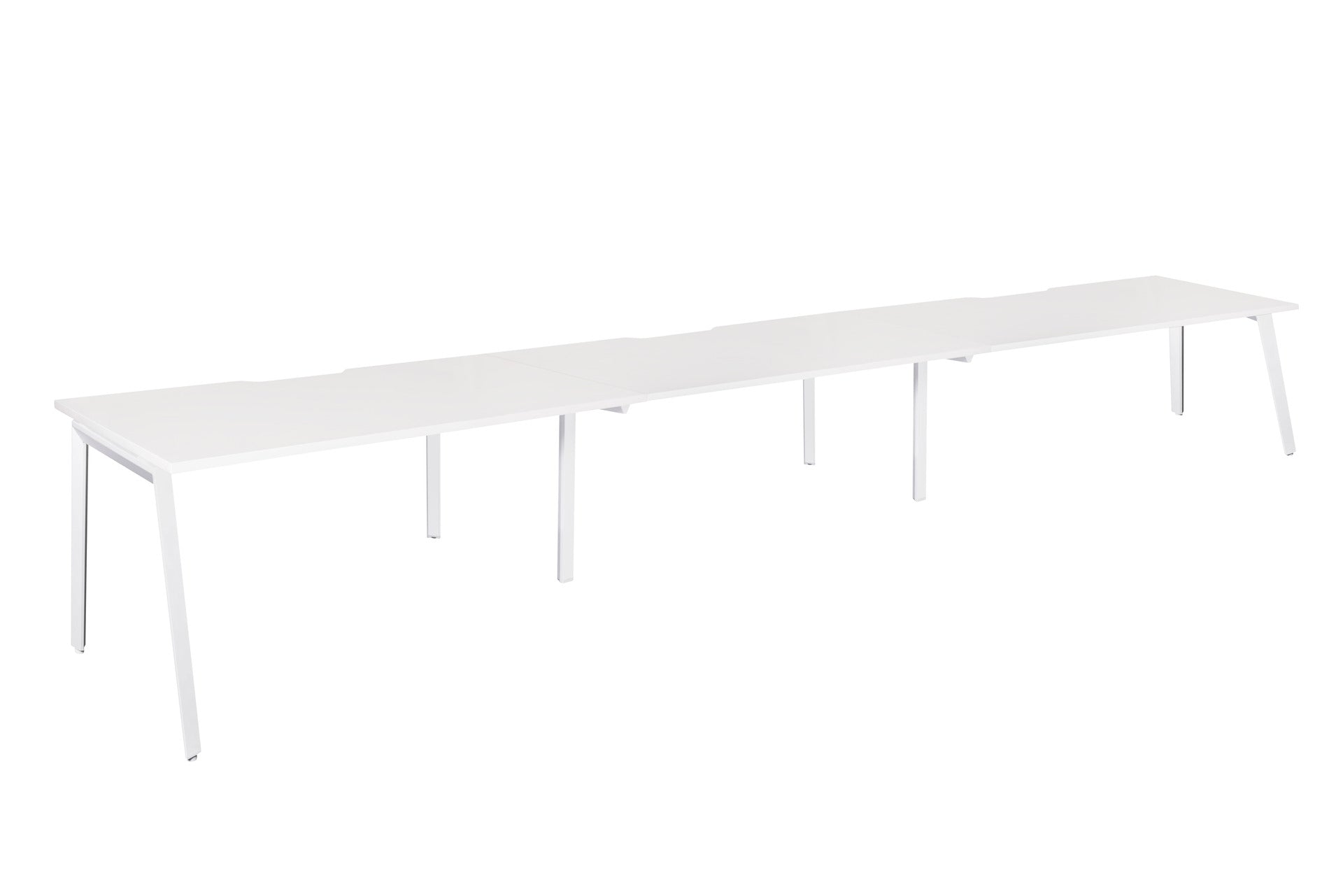 Daytona 3 Person Single Sided Workstation - Without Screen